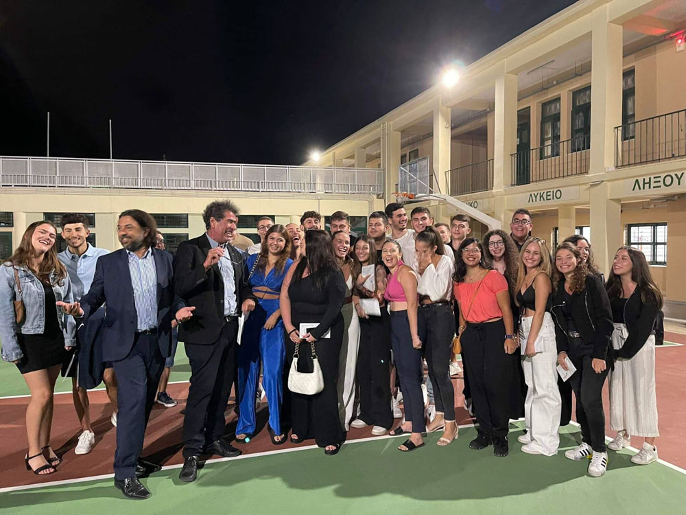Ξεχωριστή η βραδιά της τελετής βράβευσης των επιτυχόντων μαθητών του ...
