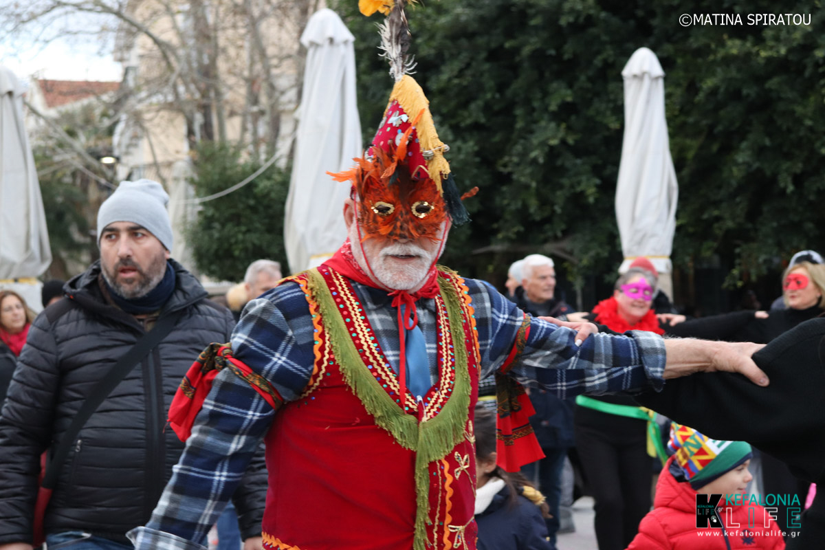 Καρναβάλι: "Της Αποκριάς η τρέλλα, όλους να μας συνεπάρει…" - Kefalonia ...