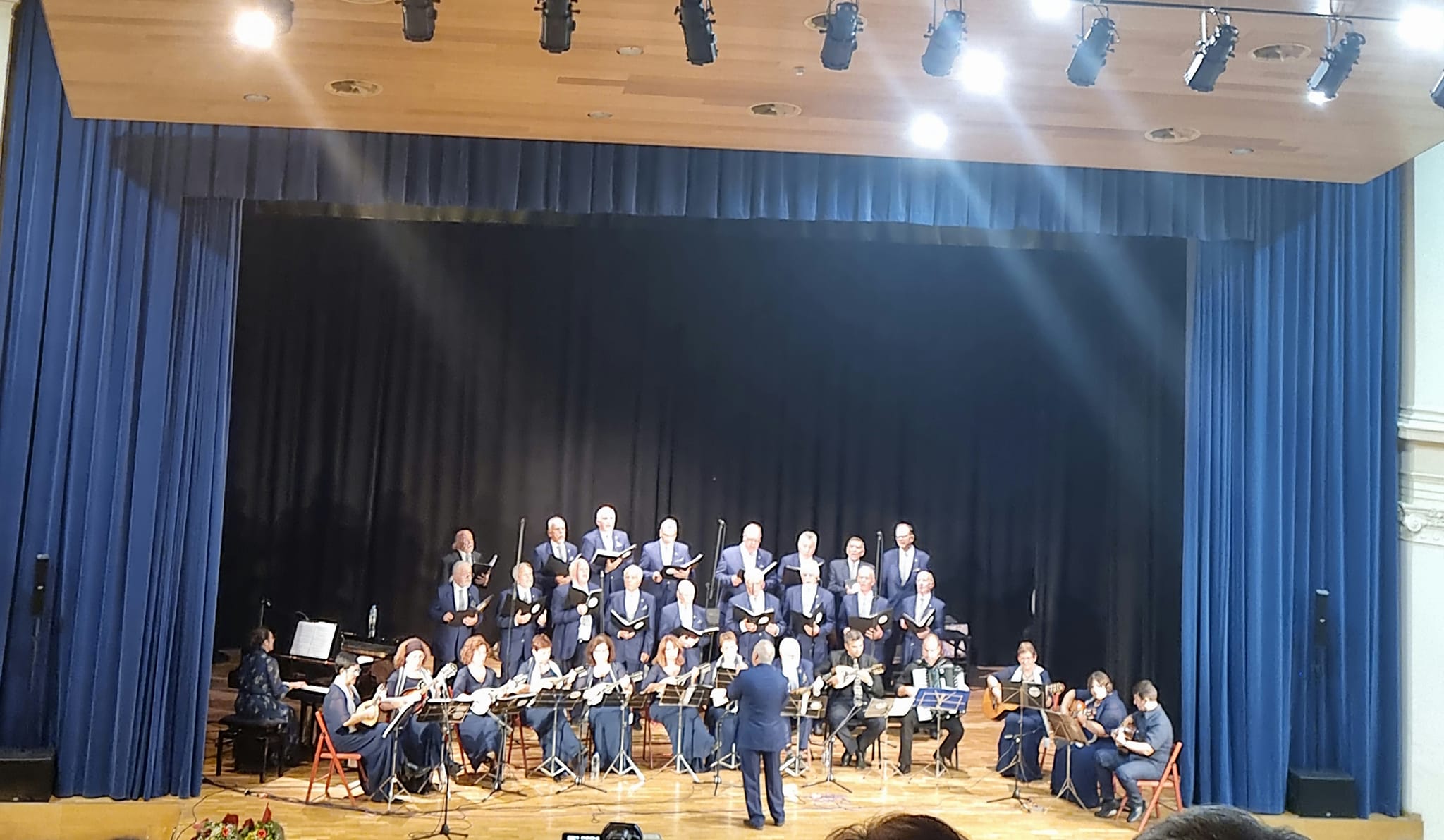 Επέστρεψε η Χορωδία & Μαντολινάτα Αργοστολίου από την Κρήτη (εικόνες ...