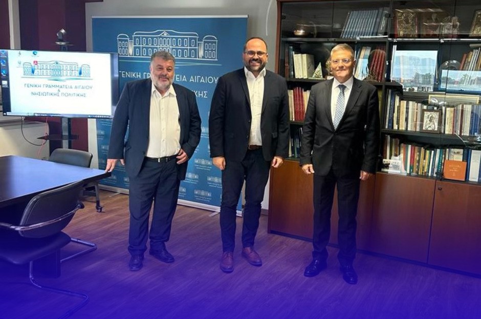 Συνάντηση εργασίας στο Υπουργείο Ναυτιλίας Παναγή Καππάτου με τον ...