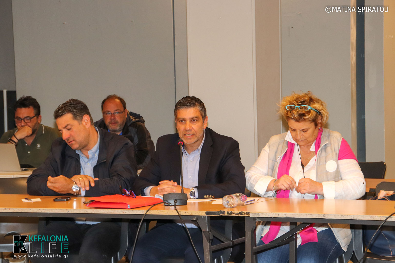 Ο Θεόφιλος Μιχαλάτος είναι ένας “μετεξεταστέος” Δήμαρχος, που χάνει ...