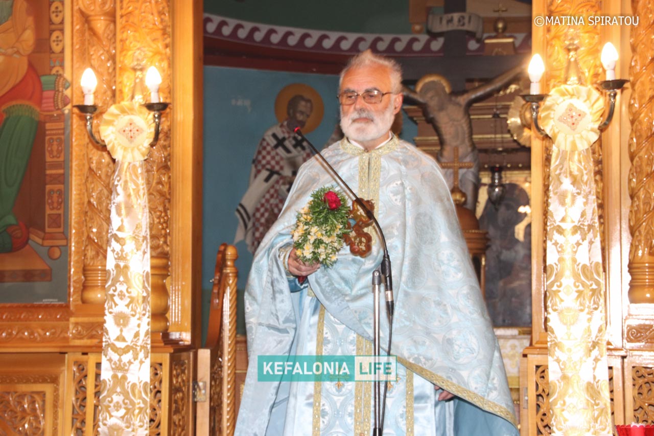 Με λαμπρότητα ο Μέγας Αγιασμός των Υδάτων στον Ιερό Ναό Παντοκράτορα ...